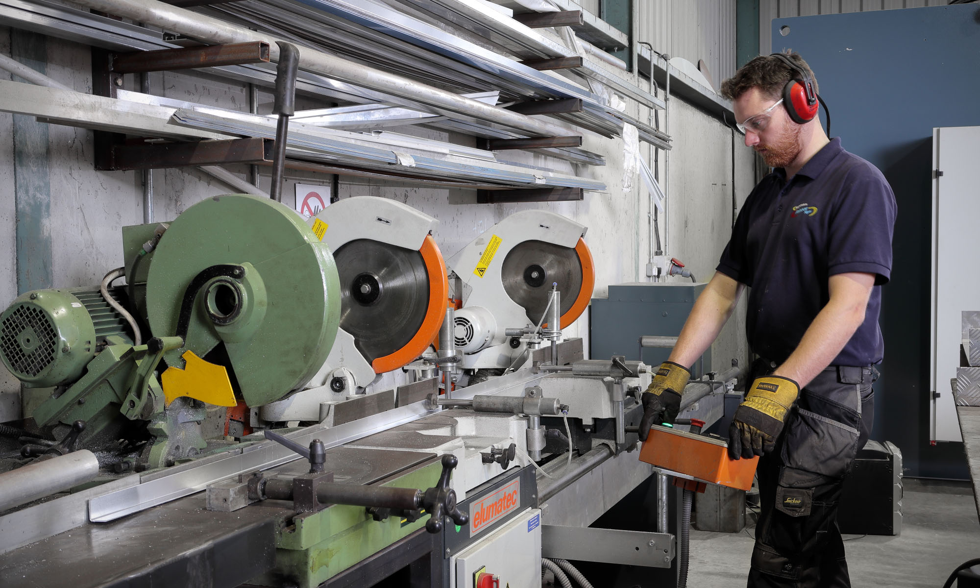 Manufacturing - Rainbow Signs